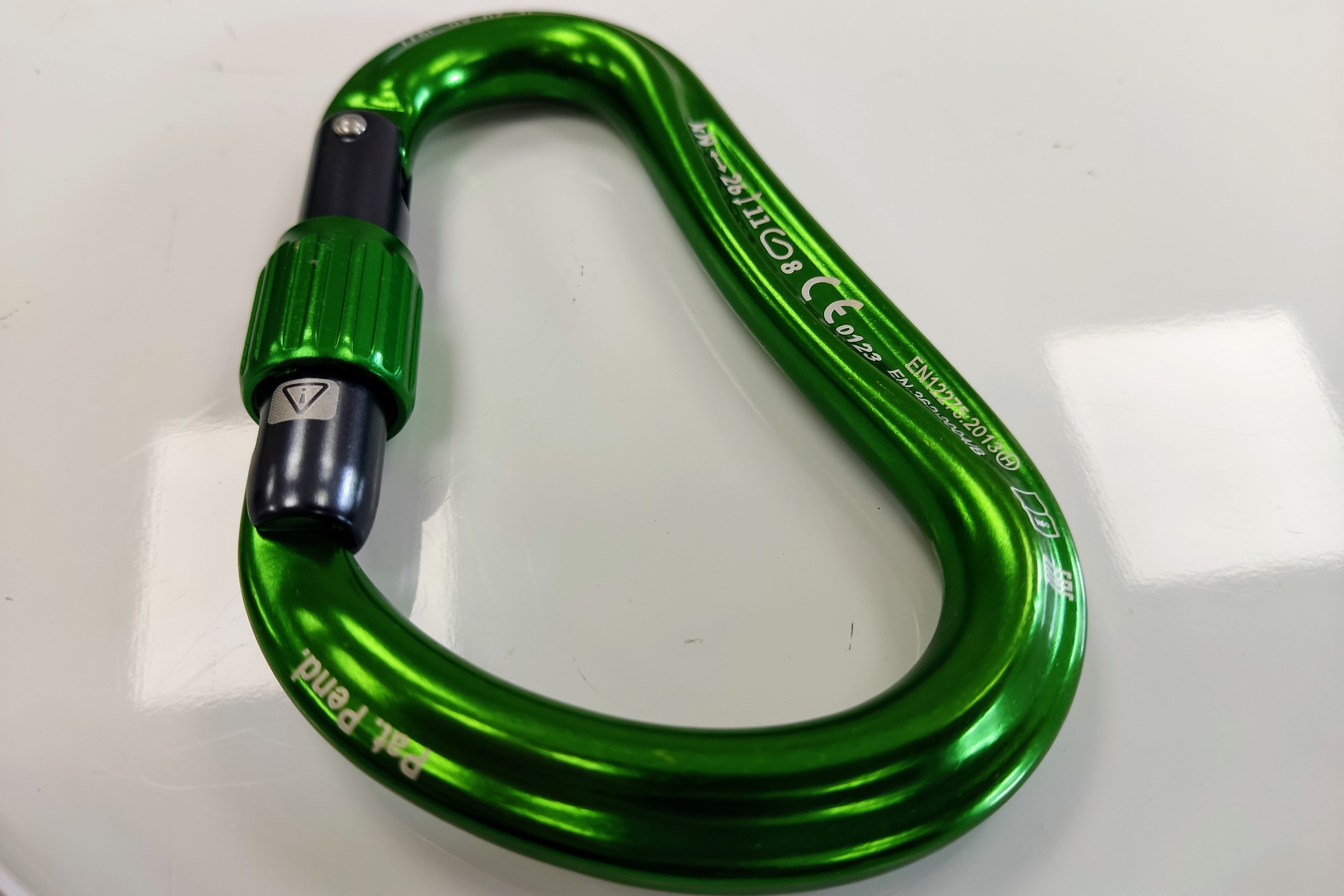 Карабин Atom Lock | CAMP, купить с доставкой по России. Цена производителя 2 050 руб..